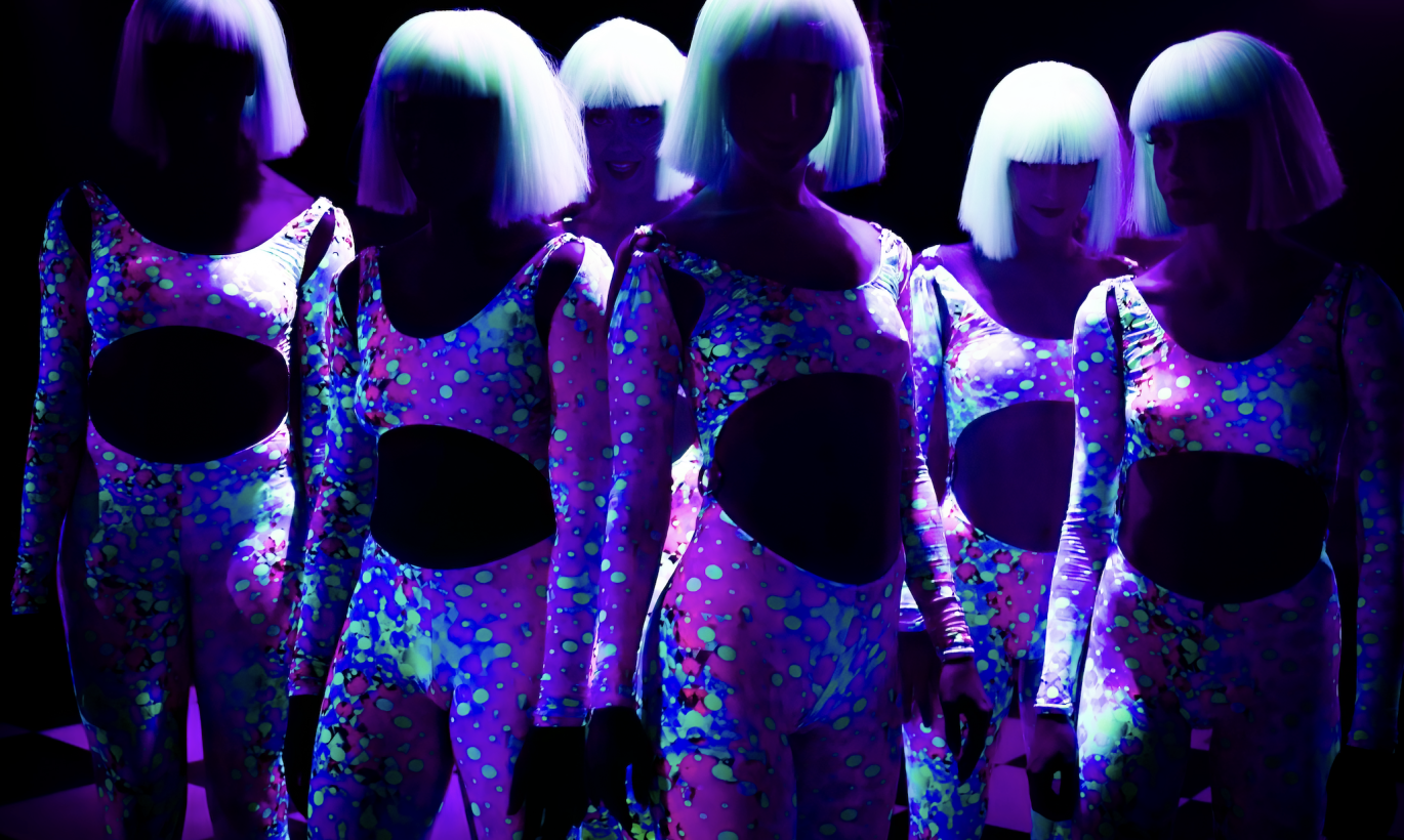 Hypnotique | Immersive Theatre Experience by Emursive